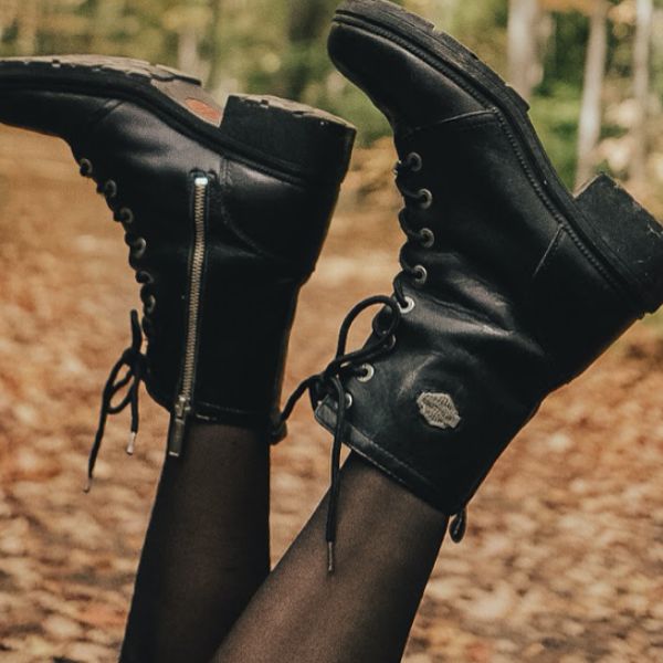 Threads | High-quality tights, hosiery & intimates for men & women